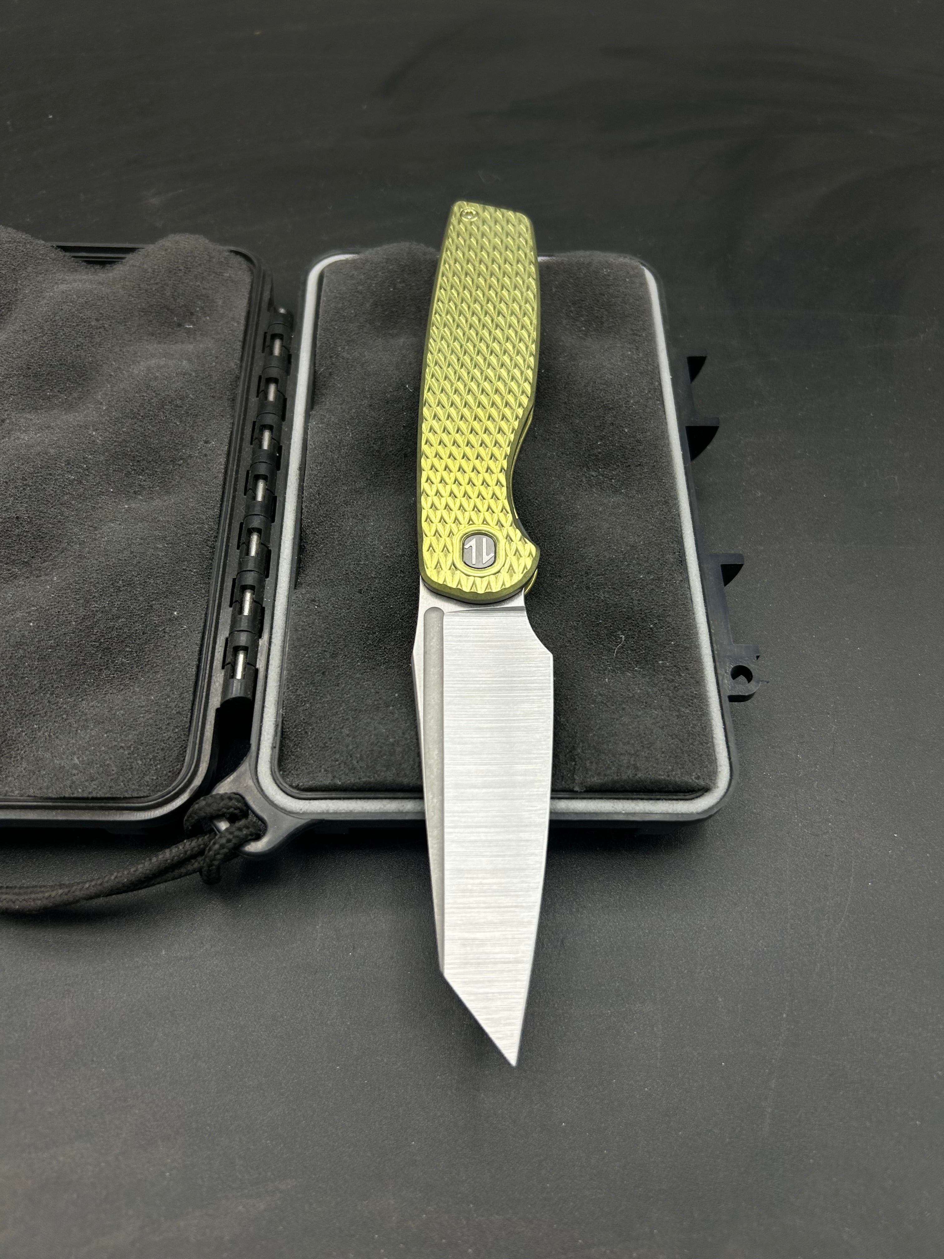 Cortex XL #178 – Brown Knives