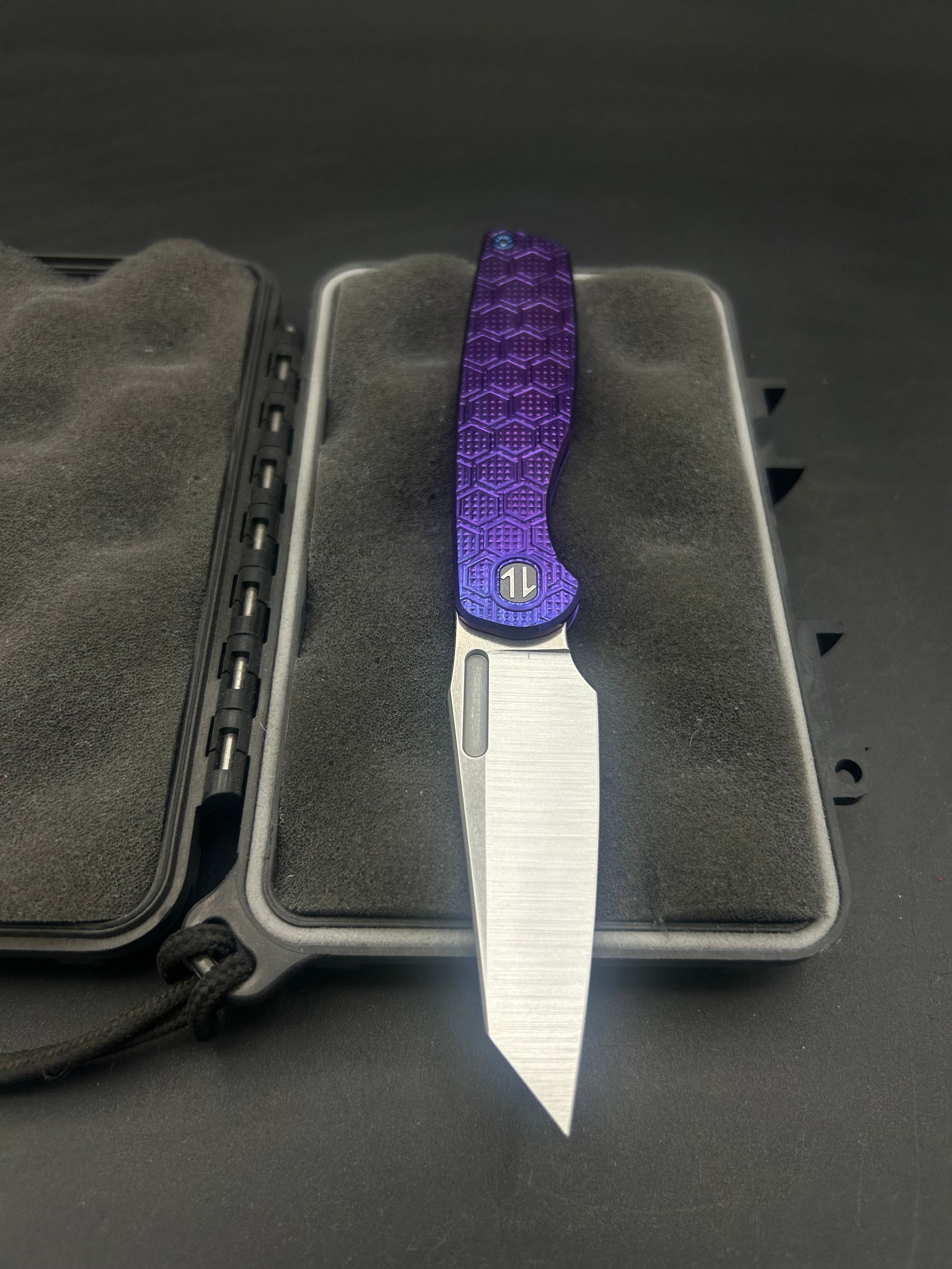 Cortex Mini #063 – Brown Knives