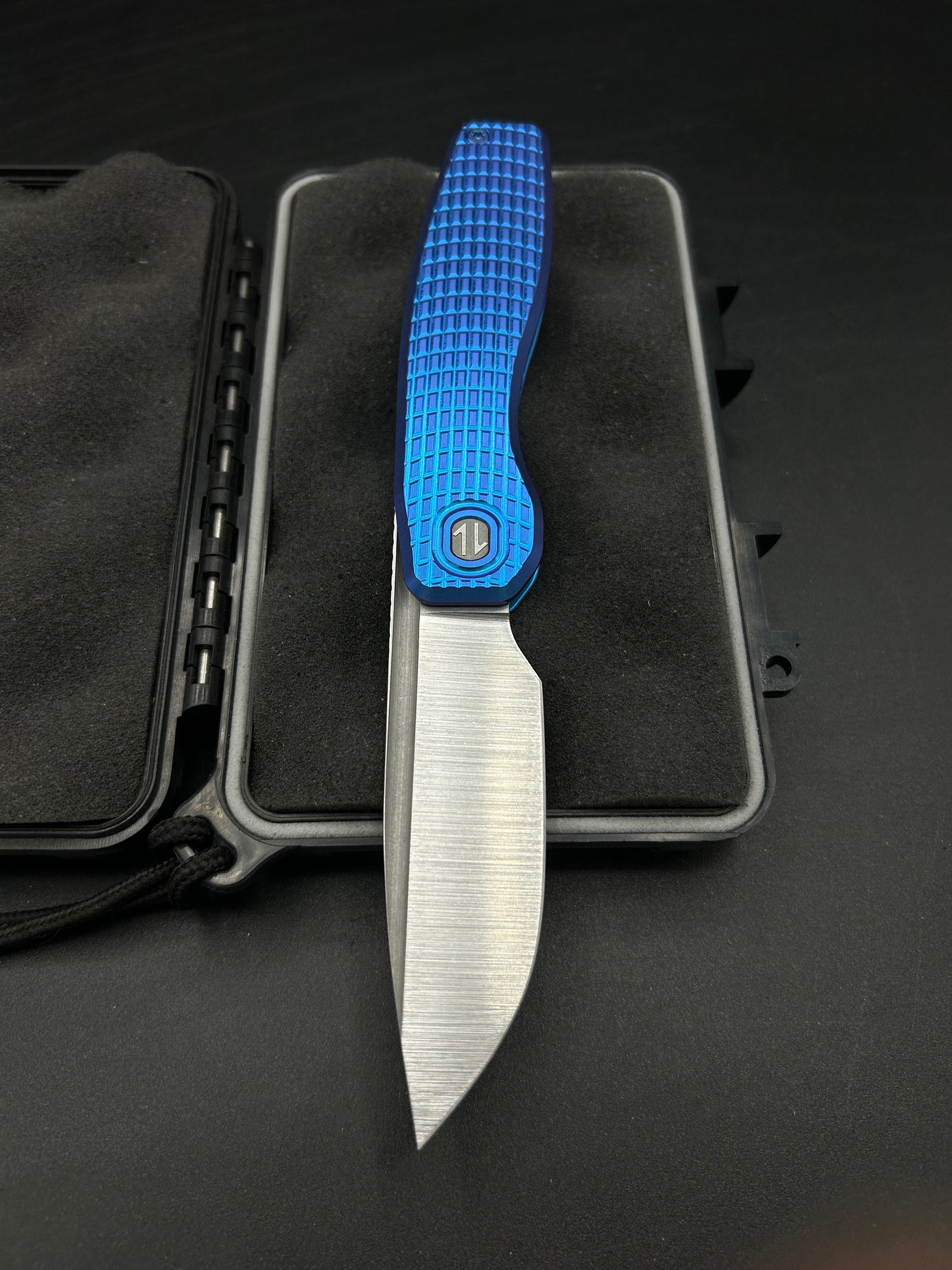 Mini FSD #150 – Brown Knives